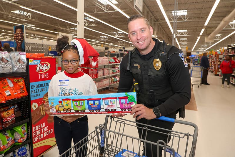 Port Wentworth Police Department’s Shop with a Cop Event - Savannah ...